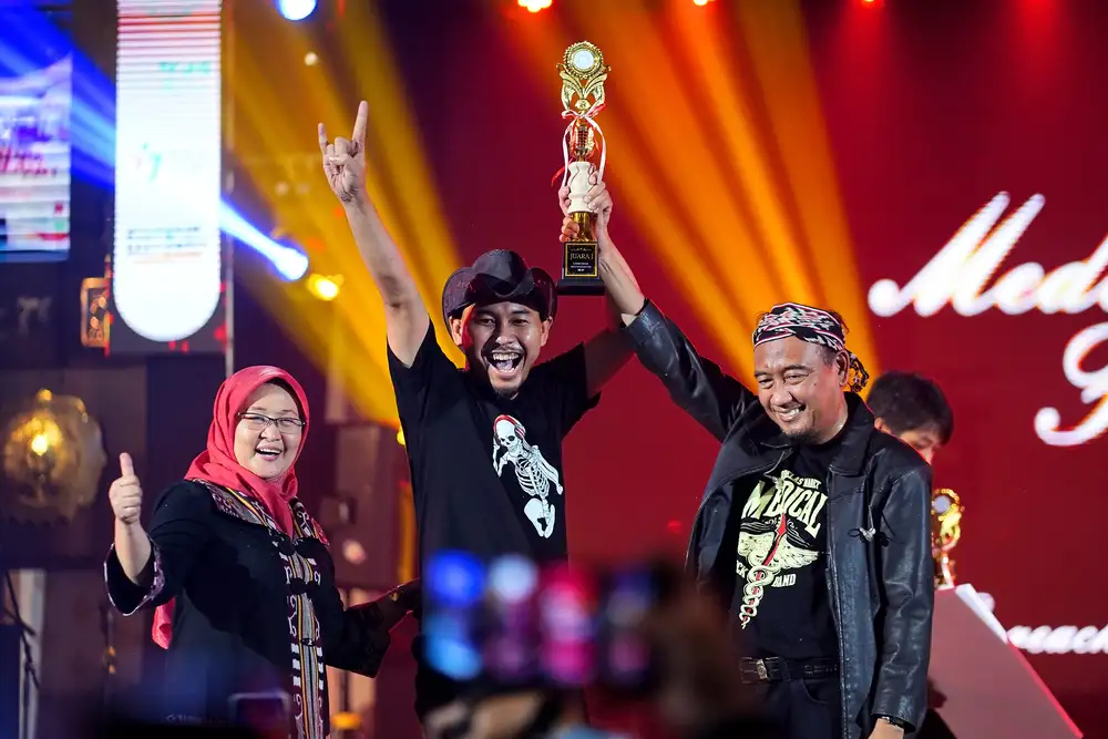 Fakultas Kedokteran UNS | FK UNS Gelar Acara Puncak Medical Fiesta 2023