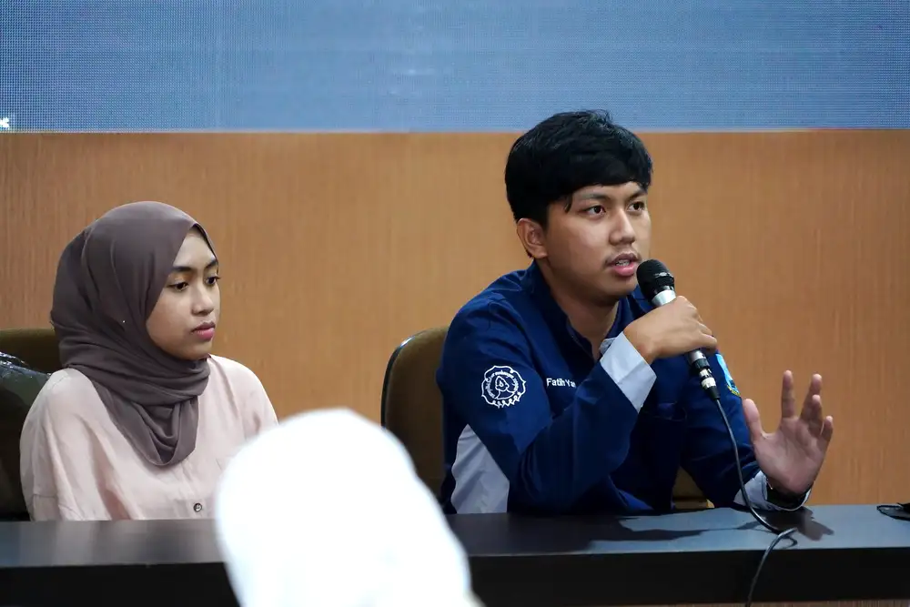 Medical Faculty of Sebelas Maret University | FK UNS Receives Outing Class Visit from SMA ...