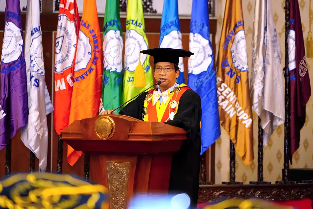 Fakultas Kedokteran UNS | Dosen Prodi PPDS Pulmonologi dan Kedokteran ...