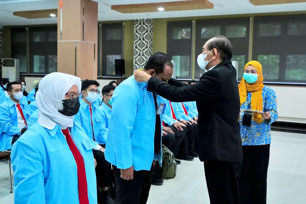 Fakultas Kedokteran UNS | 129 Mahasiswa Baru Program Pendidikan Dokter ...