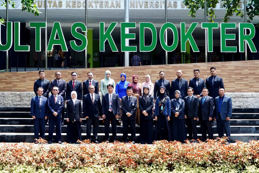 Fakultas Kedokteran UNS | FK UNS Melepas 12 Dokter Spesialis Baru pada Pelepasan PPDS Periode ...