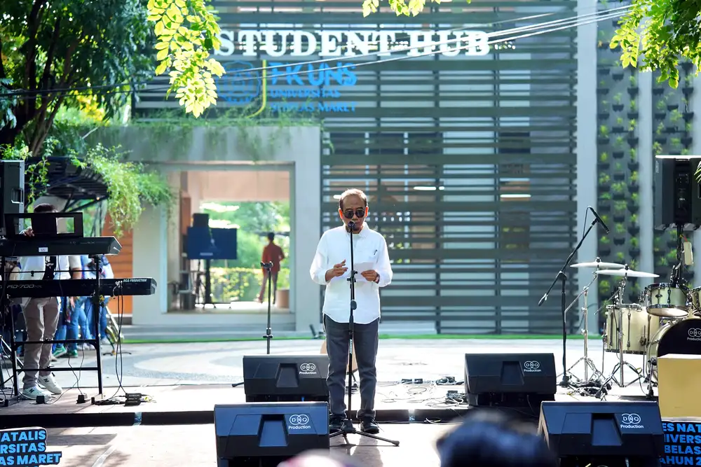 Fakultas Kedokteran UNS | Plt. Rektor UNS Meresmikan Student Hub ...