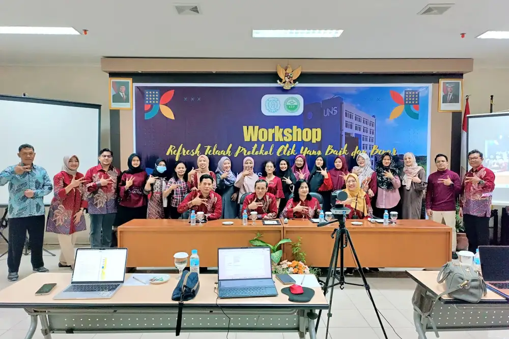 Fakultas Kedokteran UNS | FK UNS Gelar Refresh Telaah Protokol Etik: Perkuat Kapasitas Reviewer ...