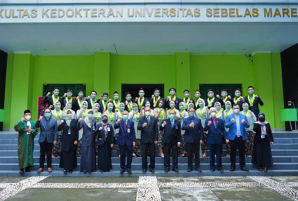 Fakultas Kedokteran UNS | Fakultas Kedokteran Universitas Sebelas Maret (FK UNS) Lantik dan ...
